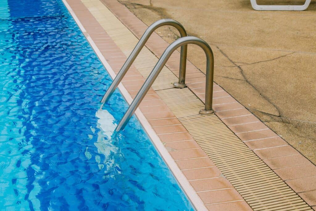 ADA Pool & Lift Requirements for Handicap
