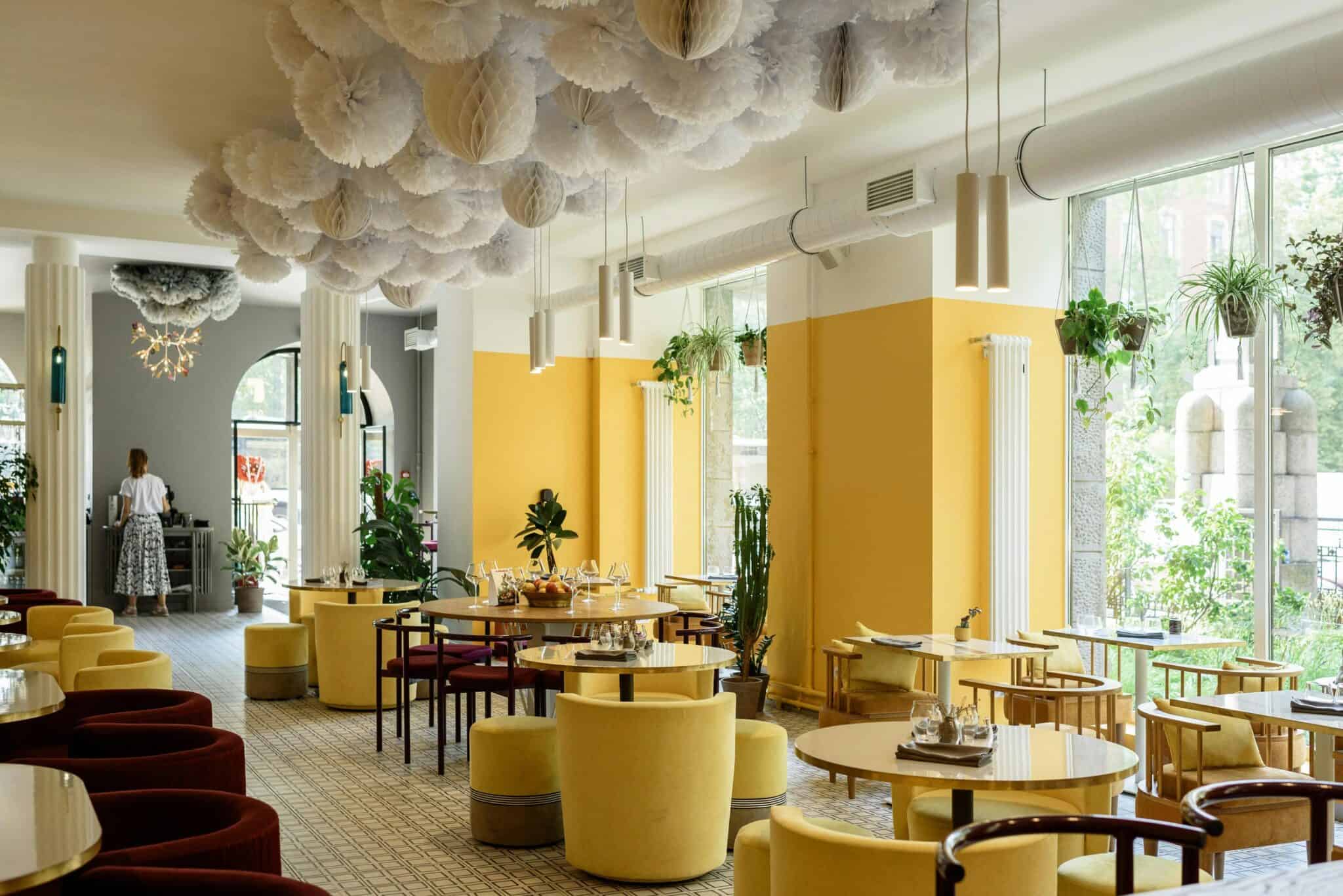 ADA Seating Requirements for Restaurants & Bars